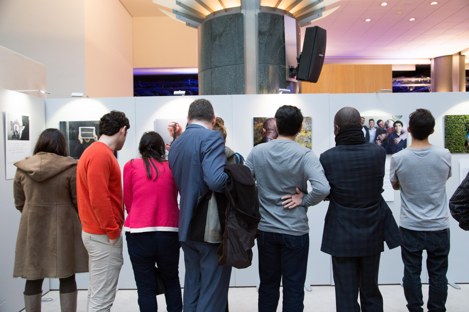 Curating work | STEPHANE ROY